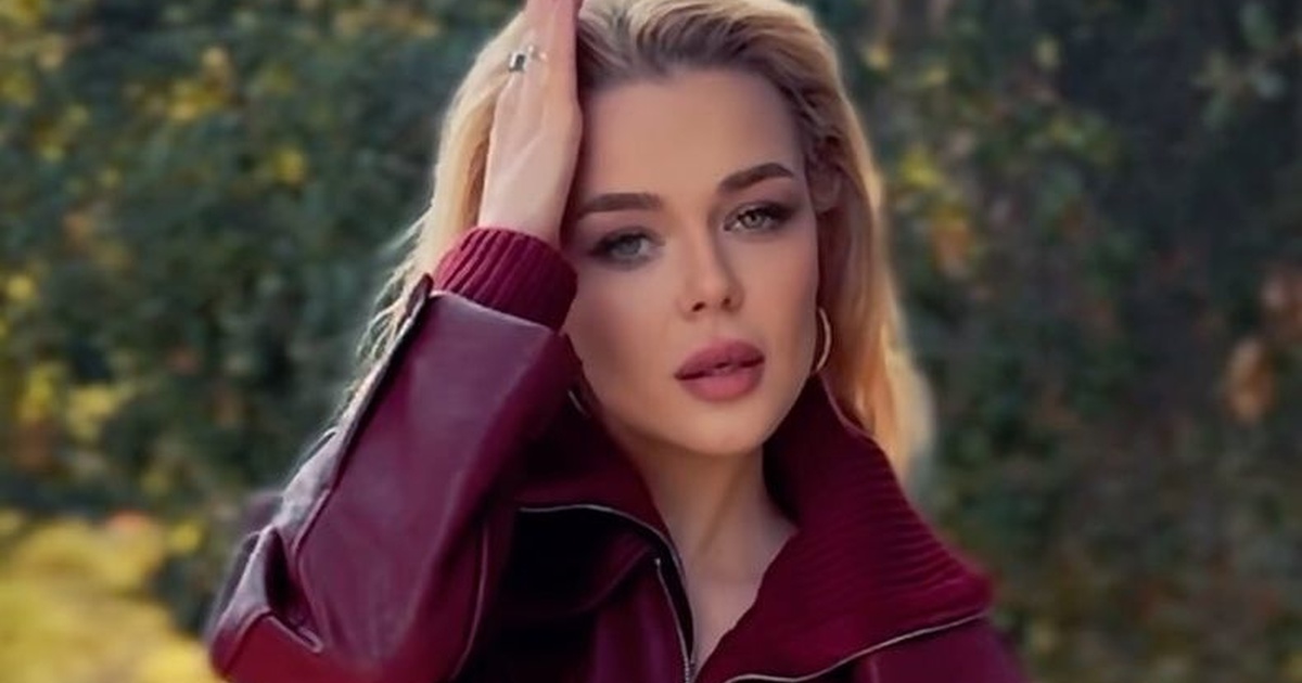 Гросу показала батьків та привітала їх із перлинним весіллям - glamurchik.tochka.net